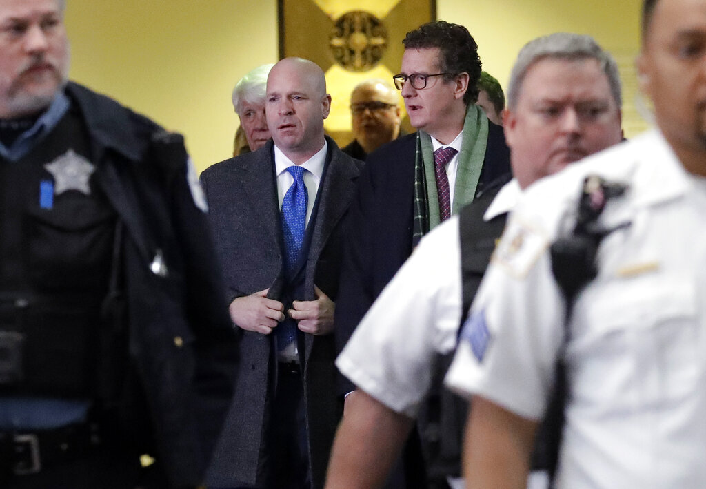 Judge acquits 3 Chicago officers of Laquan McDonald cover-up ...